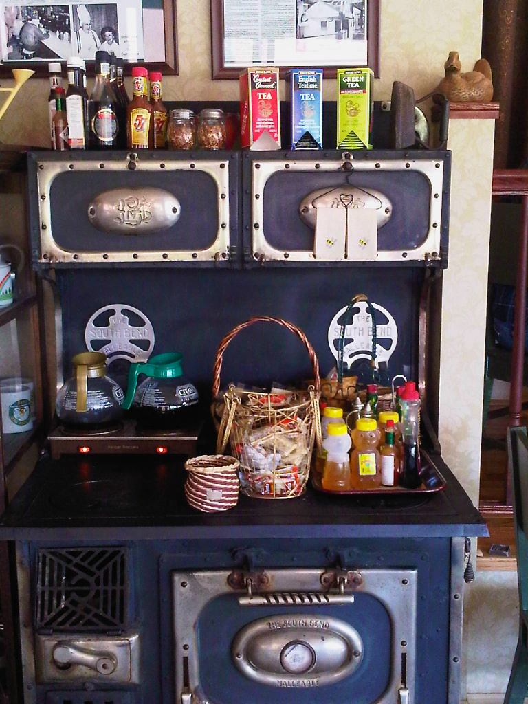 Busy Bee stove and coffee station Buffalo Wyoming July 2011 – Beth ...